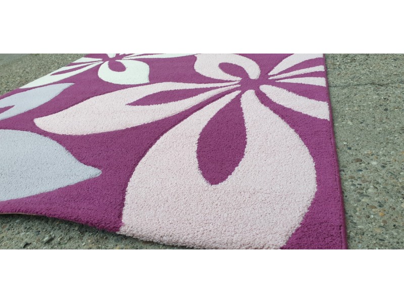 TEPIH 136x200cm - dva ista - prvi