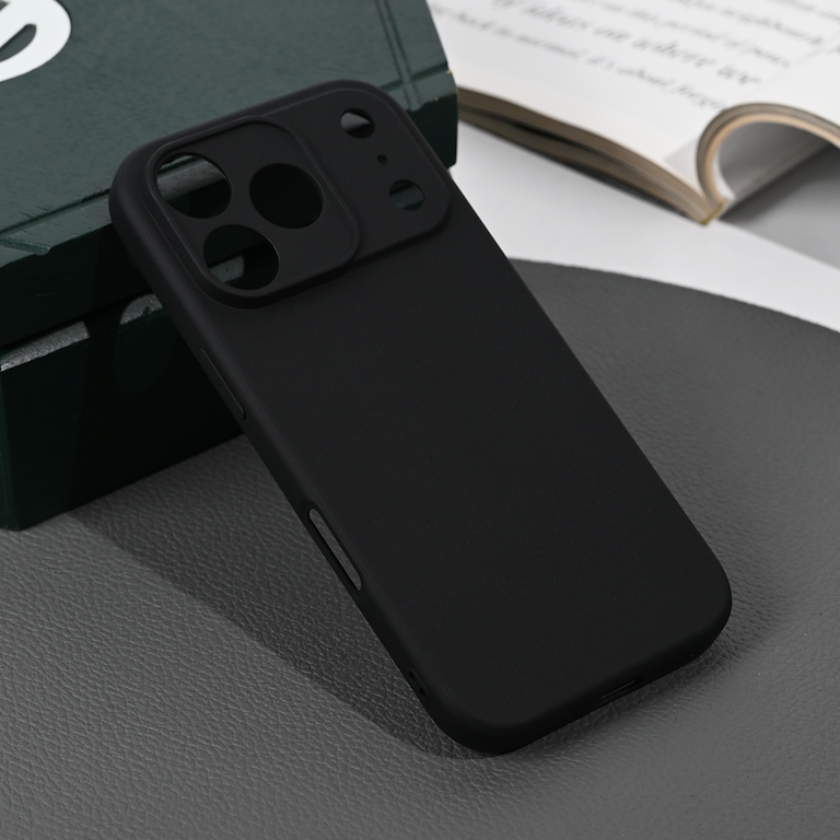 Zastitna silikonska maska (futrola) Skin - iPhone 17 Pro mat crna