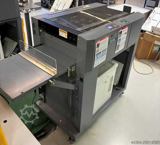 Grooving and perforating machine
Duplo DocuCutter DC 616 Pro