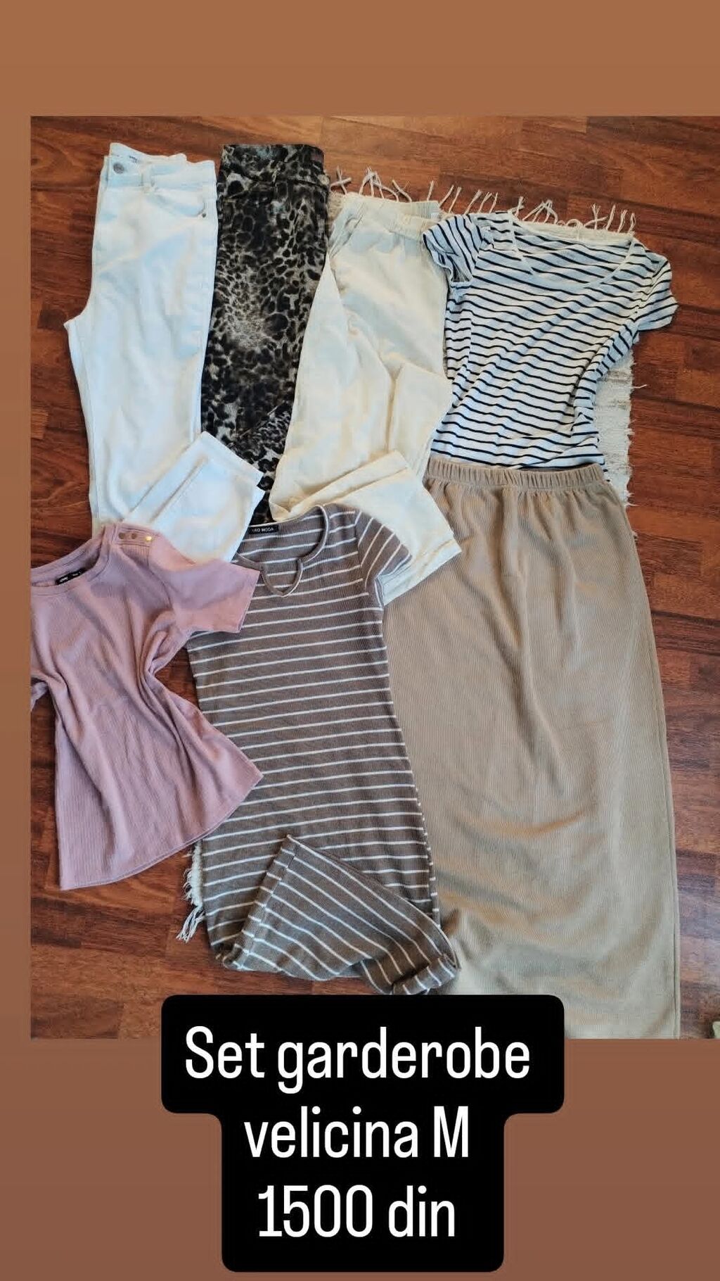 Set garderobe – veličina M Sadrži: - Bele farmerke Sinsay - Pantalone