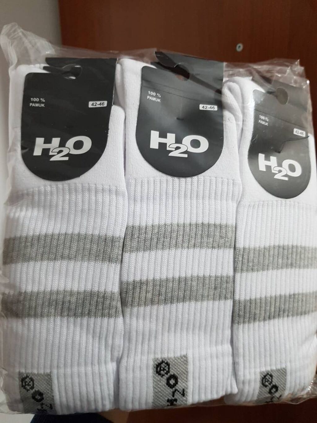 Čarape H20 deblje. Proizvedene u Srbiji. Samo na paket 3000din 12 pari