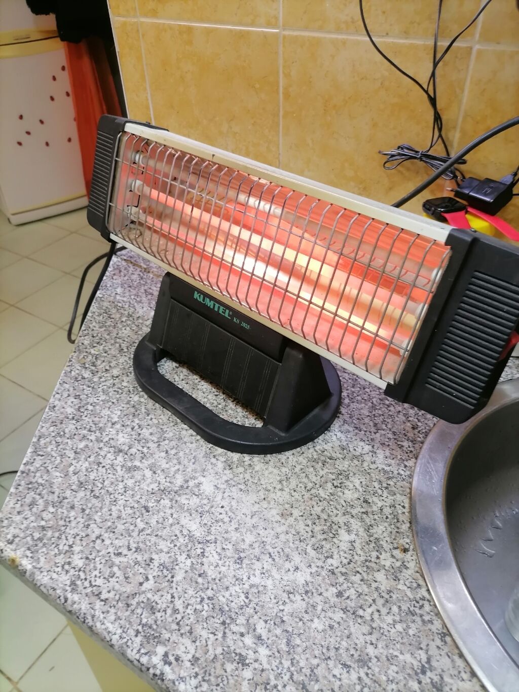 Grejalica Kumtel sa tri ispravna grejača