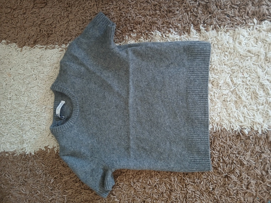 Zara majica 100% vuna novo