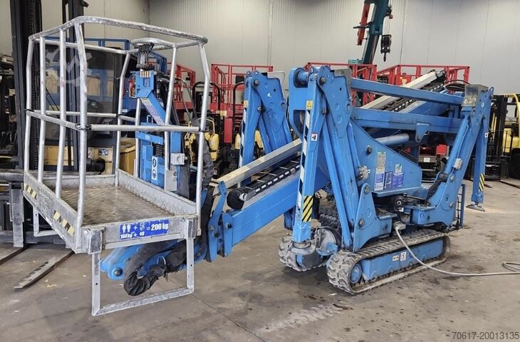 2012 Easylift R190 radna visina 19 m dizel/elektro
Easylift R190 19 mtr workingheigth diesel/ electro