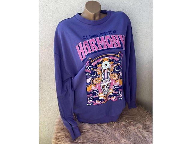 LC waikiki ljubicasti duks M