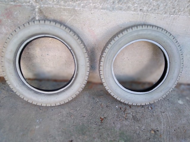 Guma spoljna Innova 57-203 (12 1/2 x 2 1/4) polovna,cen
