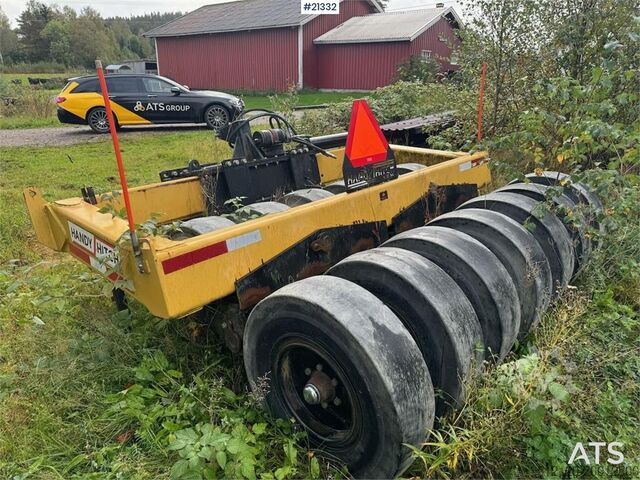 Vibrirajući valjak
Hardi Hitch Rubber Roller.