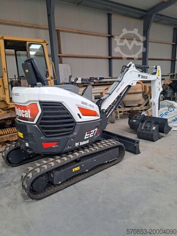 Nova Bobcat E27 dizalica dostupna
Bobcat e27
