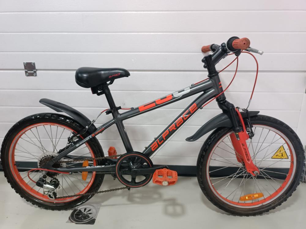 Alprace 200