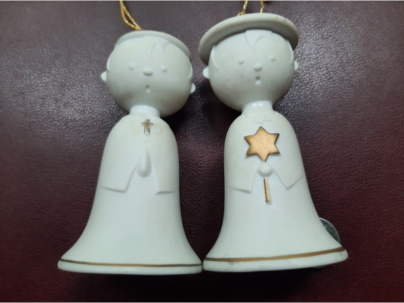 ANTIKVARNI VISEĆI UKRASI - ZVONA BISCUIT PORCELAN ŽIG!