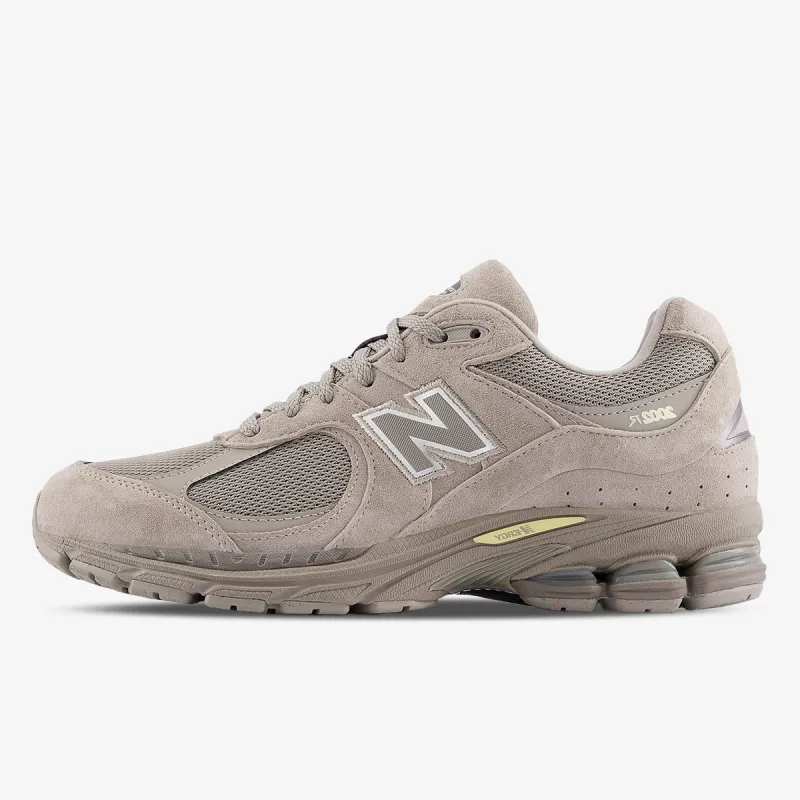 New Balance 2002R