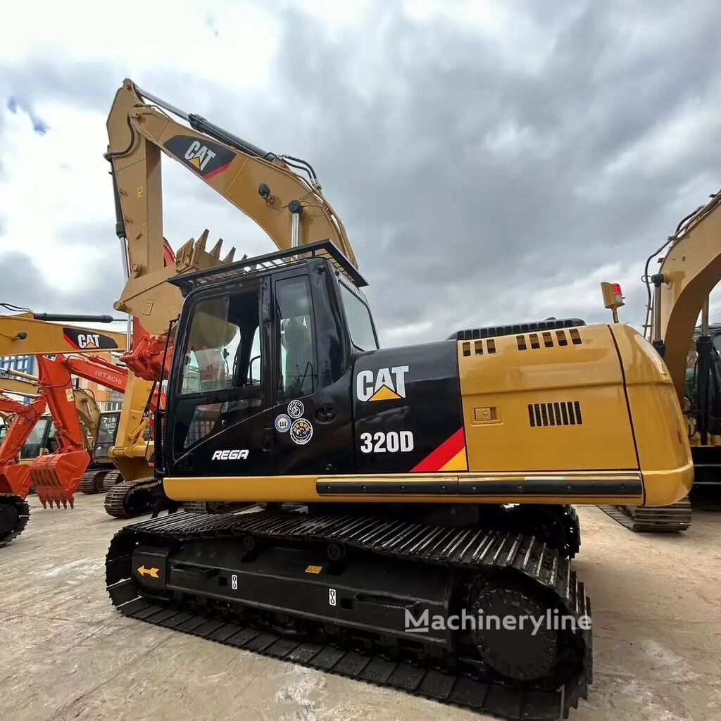 Caterpillar 320d bager guseničar