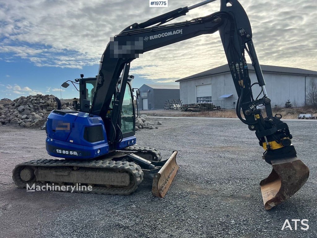 Eurocomach ES85 SB4 excavator w/ rototilt and bucket mini bager