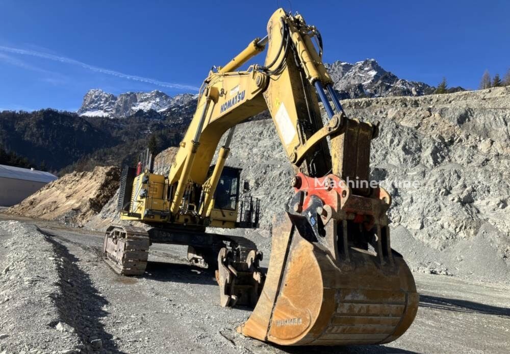 Komatsu PC1250-8 bager guseničar