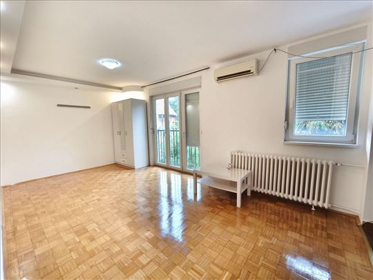 Komforan 3.0 stan, 60m2, Radnička