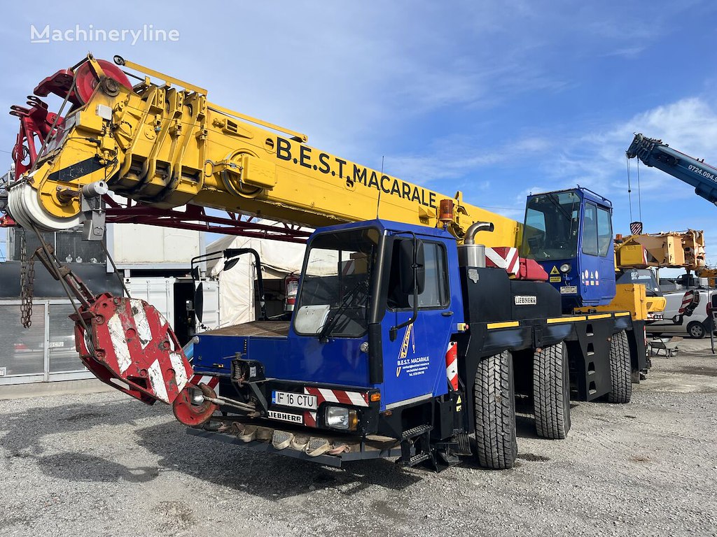 Liebherr LTM1040 dizalica za sve terene