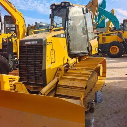 Caterpillar D3K buldožer