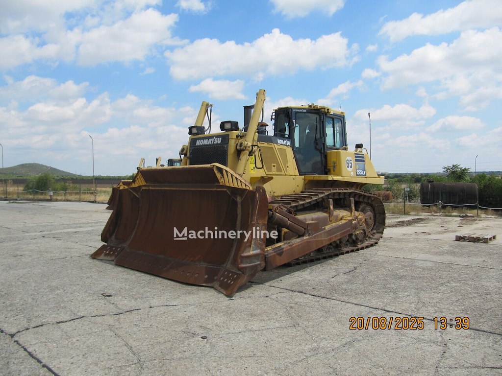 Komatsu D155 AX-7 buldožer