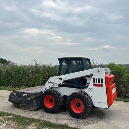Bobcat S185 mini utovarivač