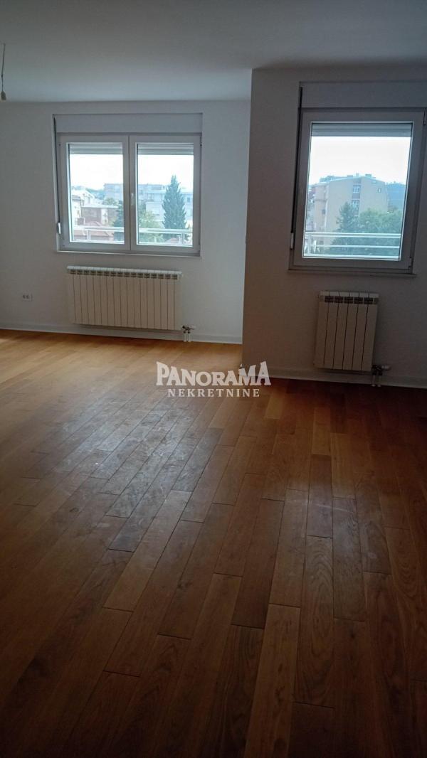 Čelopečka, Četvorosoban stan na prodaju, 110m2, 460.110€