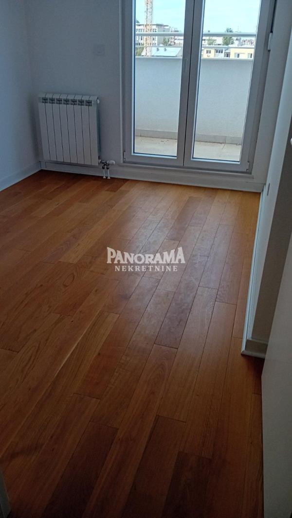 Čelopečka, Četvorosoban stan na prodaju, 86m2, 360.906€