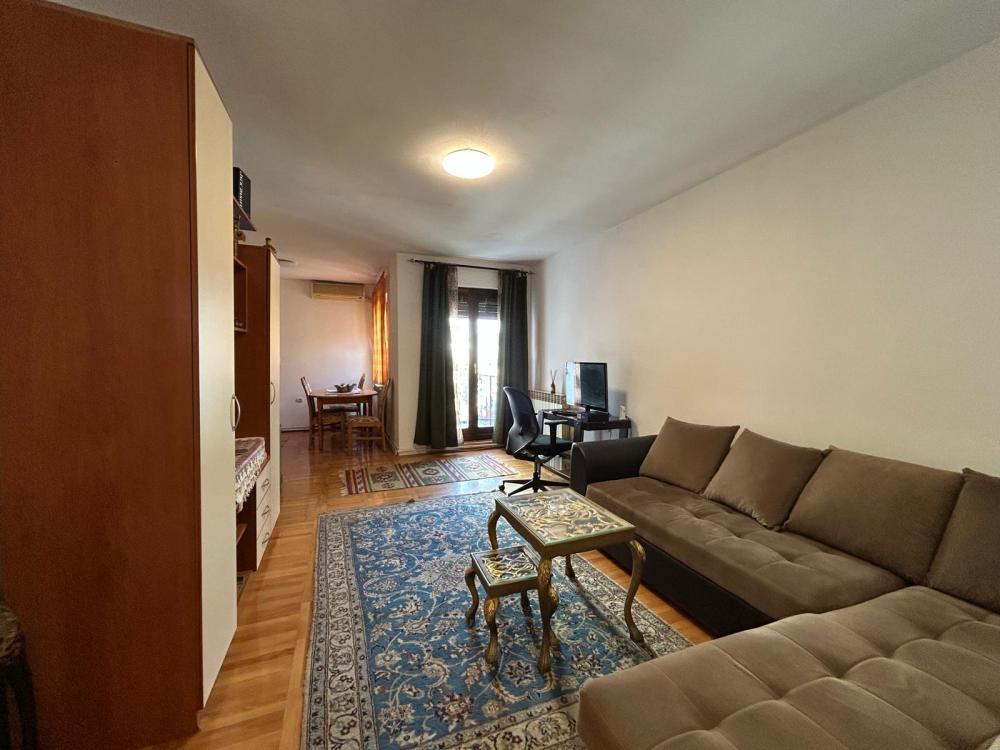 Carigradska, Trosoban stan za izdavanje, 81m2, 700€