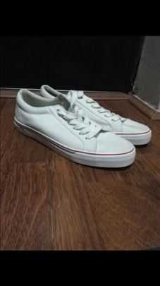 Patike starke broj 44 novo