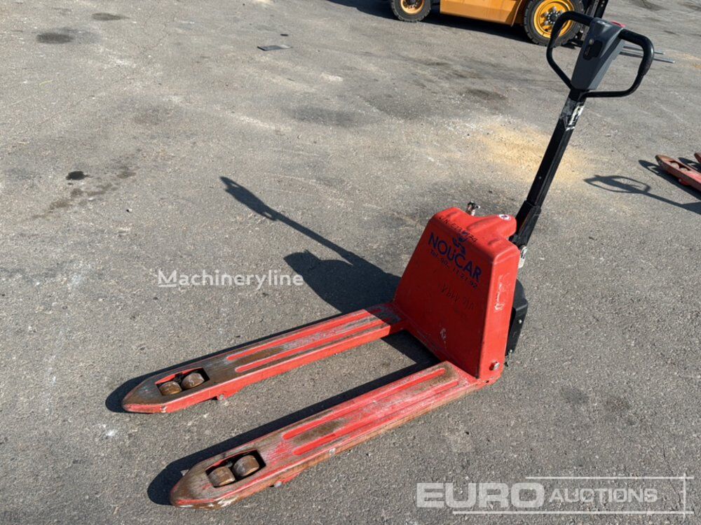 Prodaje se MB EPT20-15EHJ kašiku za prednje utovarivač na aukciji