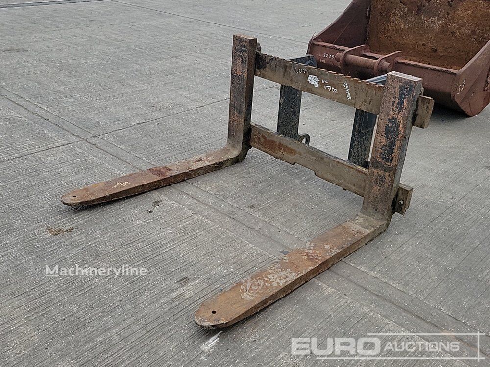 Prodaje se Fork Carriage & Forks to suit Telehandler kašiku za prednje utovarivač na aukciji