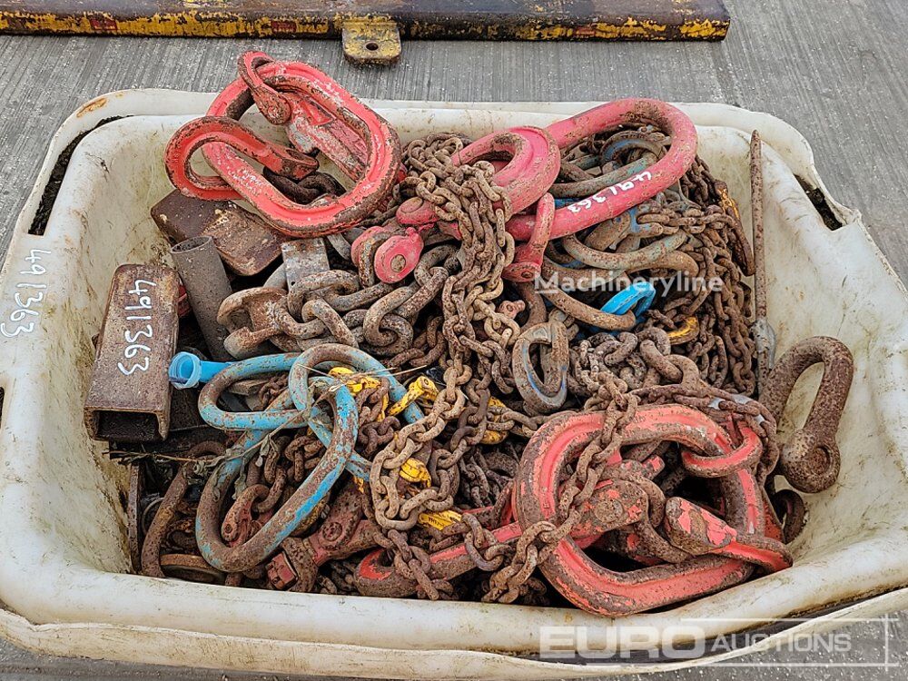 Prodaje se Selection of Various Size Lifting Chains kašiku za prednje utovarivač na aukciji