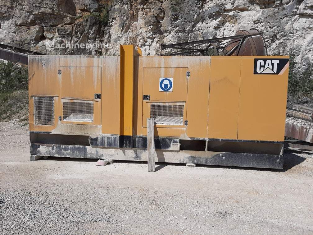 Caterpillar 650 kVa C18 diesel diesel generator