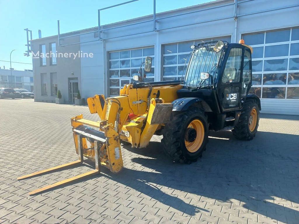 JCB 535-125 teleskopski utovarivač