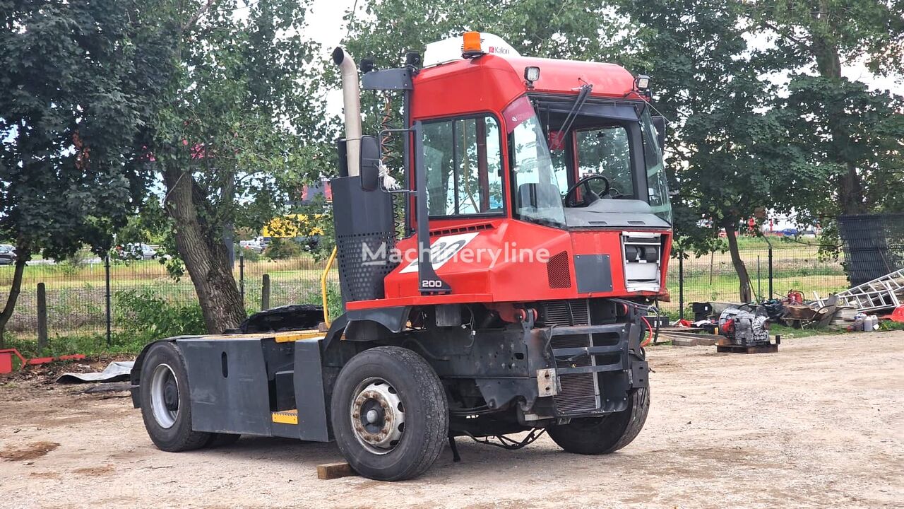 Kalmar T2 terminalni tegljač
