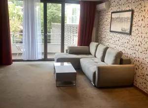 Izdavanje Stan - Beograd, Savski Venac: Dedinje