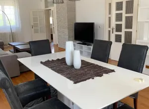 Izdavanje Stan - Beograd, Savski Venac: Senjak - Bara Venecija