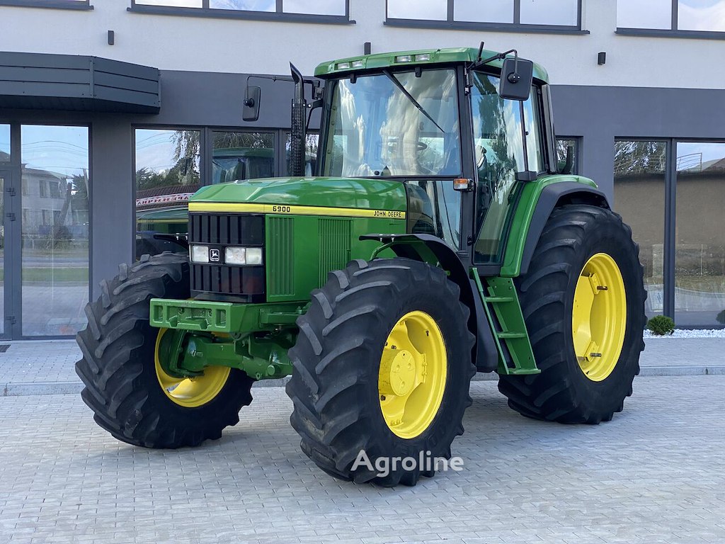 John Deere 6900 traktor točkaš