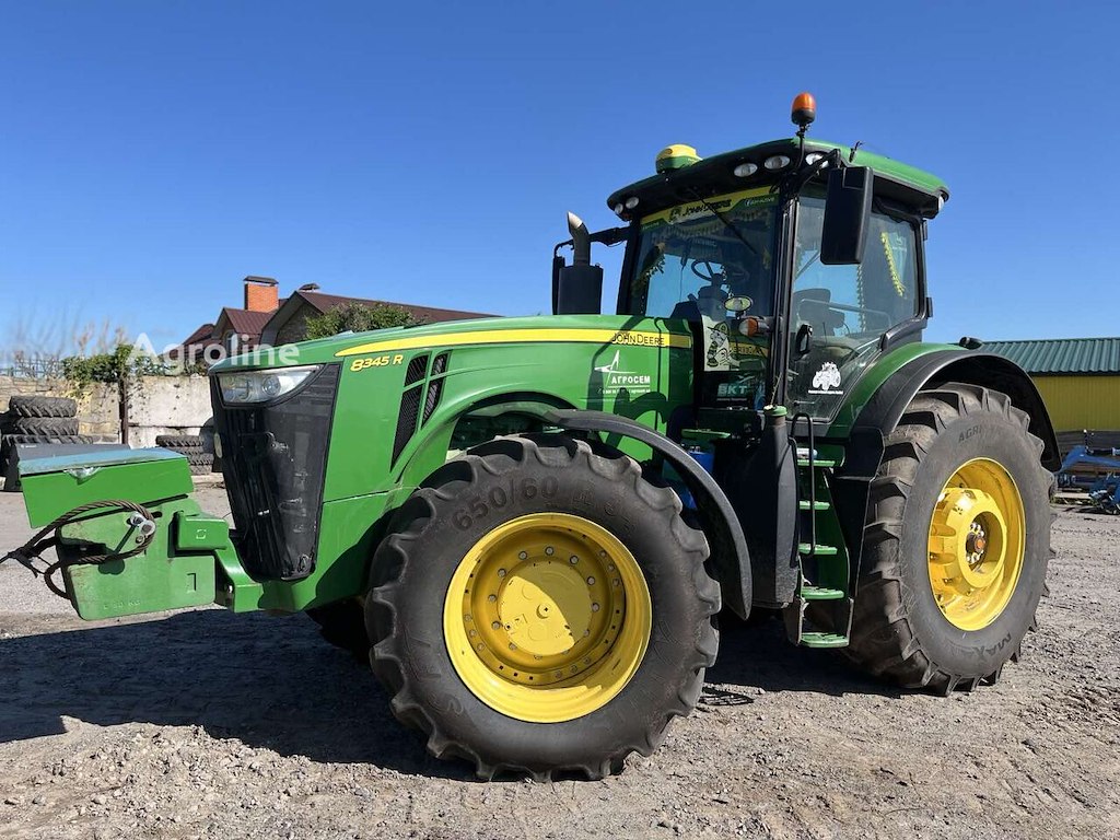 John Deere 8345 R traktor točkaš