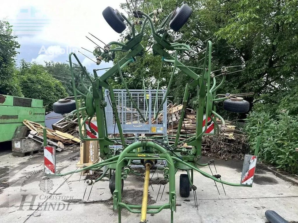 Krone kw 7.70/6x7 prevrtač sena