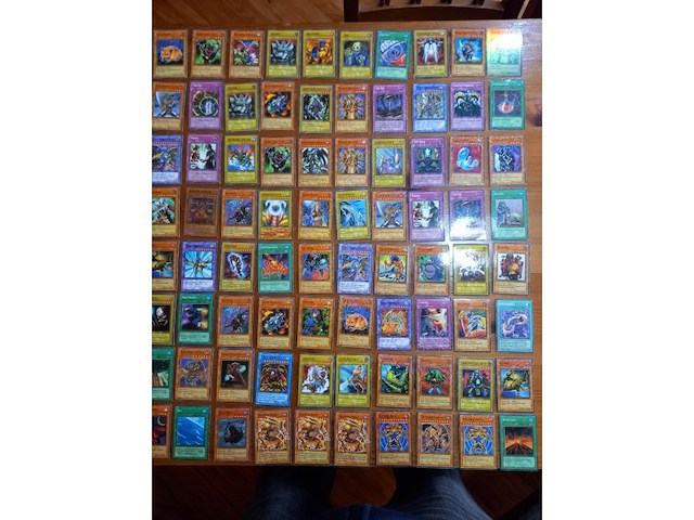 Yu-Gi-Oh karte 80 kom LOT