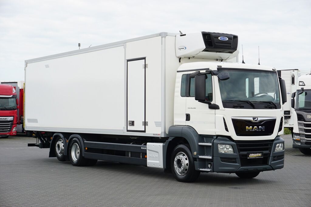 MAN TGS / 26.360 / EURO 6 / CHŁODNIA + WINDA / 23 PALETY kamion hladnjača
