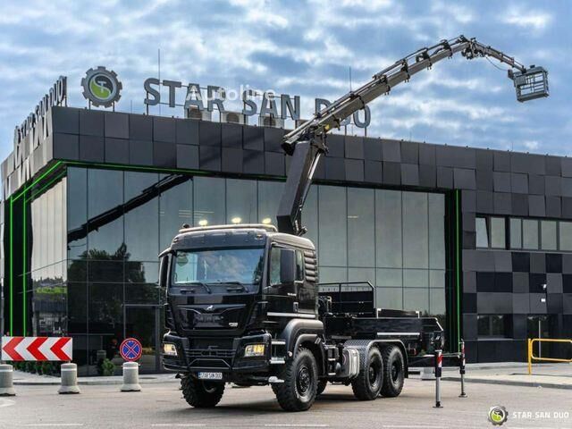 MAN TGS 26.420 6x6 HMF 3000 K6 Fly Jib Crane Basket tegljač