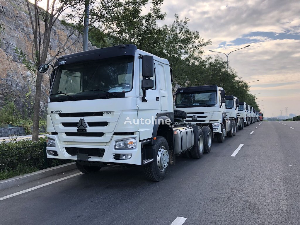 Novi Sinotruk Howo 371hp engine 6x4 tegljač