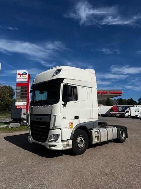DAF XF 460 DAF XF 460 FT SSC 4x2 | 3 Available tegljač