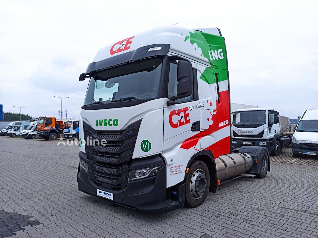 IVECO Stralis AS440S46T/FPLT2LNG tegljač