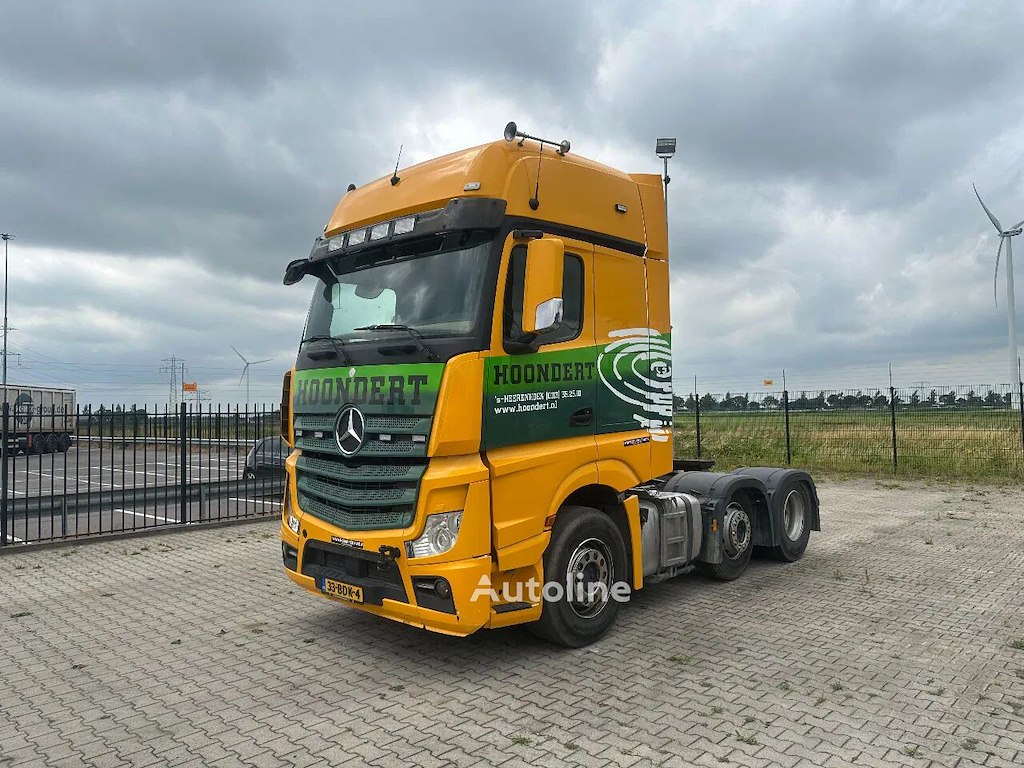 Mercedes-Benz Actros 2748 LS 6x2 BROKEN ENGINE / MOTOR SCHADEN / KAPOTTE MOTOR tegljač nakon udesa