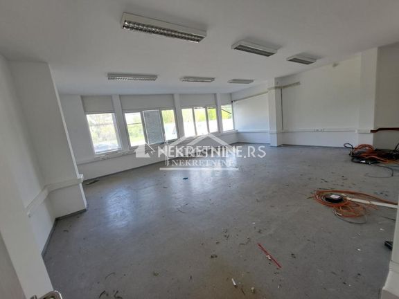 Zemun - Batajnički drum - 701m2 ID#24061