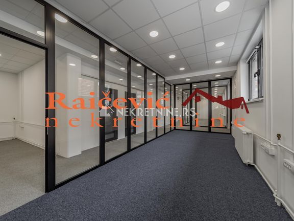 200m2, VOZDOVAC ,5 poslovni prostor