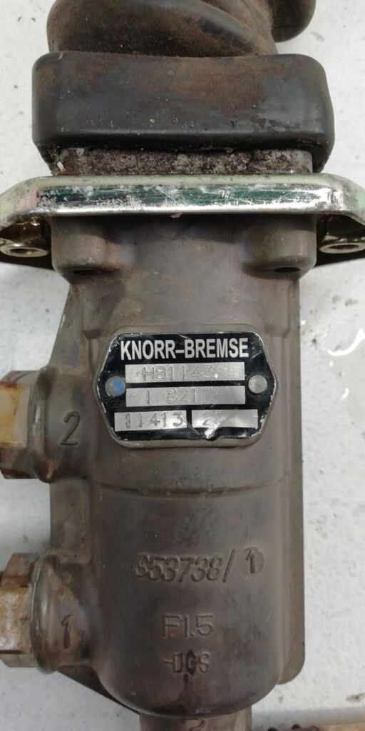 Knorr-Bremse HB1143 I82171N00 4822431 9515443 pneumatski ventil za Volvo B6, B7, B9, B10, B12 bus (1978-2011) autobusa