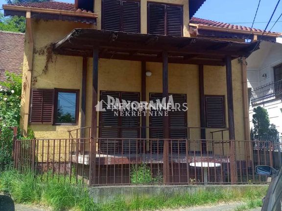 Odlična investicija Kuća Pr+1+Ptk-Marakana ID#5454