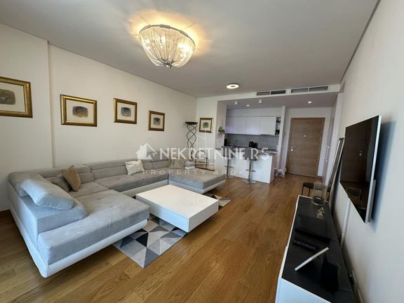 BW Residences, premium, pogled na reku ID#4017